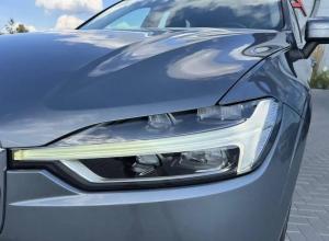 Grey Volvo XC60 2018 in Telschi, with an engine capacity of 2.40 L and mileage of 267 thousand km for 16990 €, photo 22 on AUTOMOTO.COM.LV