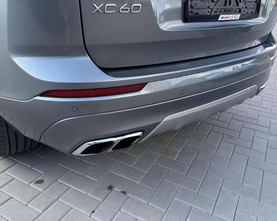 Grey Volvo XC60 2018 in Telschi, with an engine capacity of 2.40 L and mileage of 267 thousand km for 16990 €, photo 24 on AUTOMOTO.COM.LV