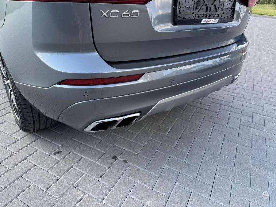 Pelēks Volvo XC60 2018 Telšiai, ar dzinēja tilpumu 2.40 L un nobraukumu 267 tūkst. km par 16999 €, foto 14 vietnē AUTOMOTO.COM.LV
