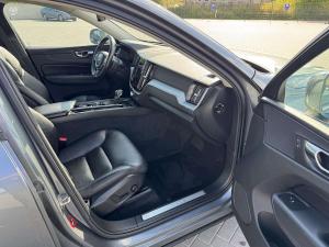 Pelēks Volvo XC60 2018 Telšiai, ar dzinēja tilpumu 2.40 L un nobraukumu 267 tūkst. km par 16999 €, foto 25 vietnē AUTOMOTO.COM.LV