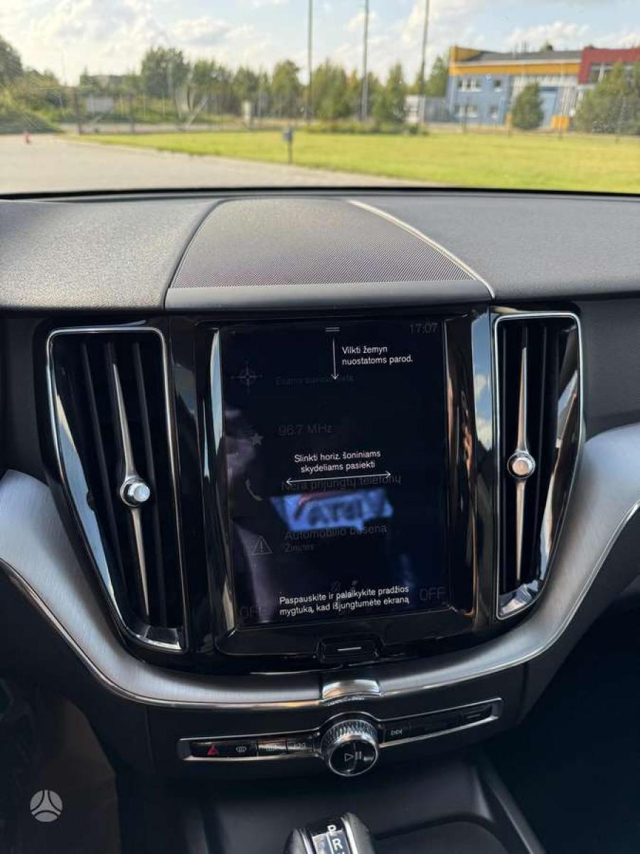 Pelēks Volvo XC60 2018 Telšiai, ar dzinēja tilpumu 2.40 L un nobraukumu 267 tūkst. km par 16999 €, foto 33 vietnē AUTOMOTO.COM.LV