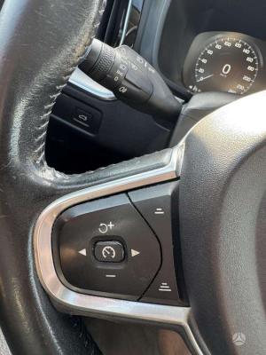 Pelēks Volvo XC60 2018 Telšiai, ar dzinēja tilpumu 2.40 L un nobraukumu 267 tūkst. km par 16999 €, foto 36 vietnē AUTOMOTO.COM.LV