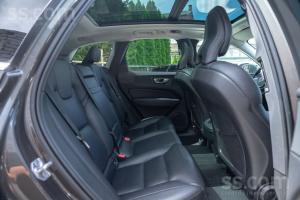 Grey Volvo XC60 2018 in Liepaja, with an engine capacity of 2.00 L and mileage of 275 thousand km for 18950 €, photo 13 on AUTOMOTO.COM.LV
