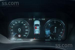Grey Volvo XC60 2018 in Liepaja, with an engine capacity of 2.00 L and mileage of 275 thousand km for 18950 €, photo 16 on AUTOMOTO.COM.LV