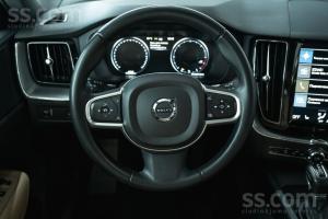 Grey Volvo XC60 2018 in Riga, with an engine capacity of 2.00 L and mileage of 148 thousand km for 19900 €, photo 11 on AUTOMOTO.COM.LV