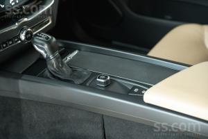 Grey Volvo XC60 2018 in Riga, with an engine capacity of 2.00 L and mileage of 148 thousand km for 19900 €, photo 14 on AUTOMOTO.COM.LV