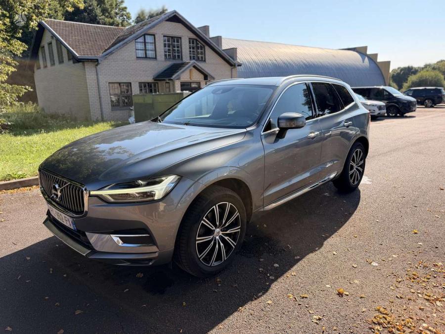 Pelēks Volvo XC60 2018 Tauragė, ar dzinēja tilpumu 1.97 L un nobraukumu 249 tūkst. km par 17850 €, foto 1 vietnē AUTOMOTO.COM.LV