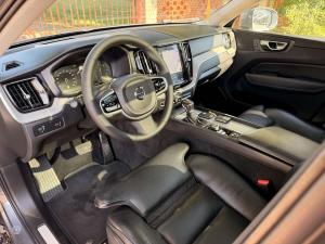 Pelēks Volvo XC60 2018 Tauragė, ar dzinēja tilpumu 1.97 L un nobraukumu 249 tūkst. km par 17850 €, foto 10 vietnē AUTOMOTO.COM.LV
