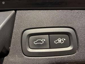 Pelēks Volvo XC60 2018 Tauragė, ar dzinēja tilpumu 1.97 L un nobraukumu 249 tūkst. km par 17850 €, foto 20 vietnē AUTOMOTO.COM.LV