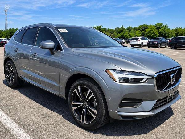 Grey Volvo XC60 2018 in Vilnius, with an engine capacity of 1.97 L and mileage of 228 thousand km for 15555 €, photo 3 on AUTOMOTO.COM.LV