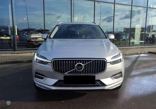 Grey Volvo XC60 2018 in Kaunas, with an engine capacity of 1.97 L and mileage of 55 thousand km for 21900 €, photo 3 on AUTOMOTO.COM.LV