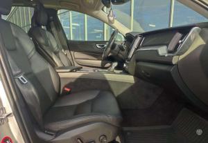 Pelēks Volvo XC60 2018 Kauņa, ar dzinēja tilpumu 1.97 L un nobraukumu 55 tūkst. km par 21900 €, foto 8 vietnē AUTOMOTO.COM.LV