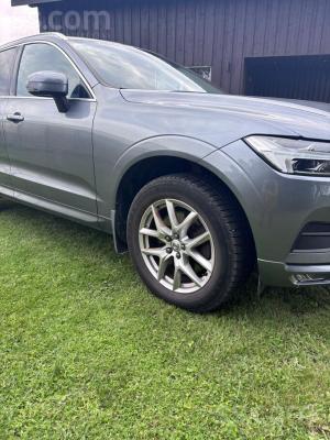 Grey Volvo XC60 2018 in Riga, with an engine capacity of 2.00 L and mileage of 175 thousand km for 18000 €, photo 19 on AUTOMOTO.COM.LV