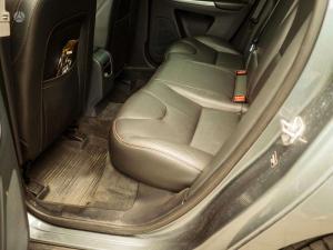 Pelēks Volvo XC60 2018 Kauņa, ar dzinēja tilpumu 1.97 L un nobraukumu 115 tūkst. km par 13500 €, foto 13 vietnē AUTOMOTO.COM.LV