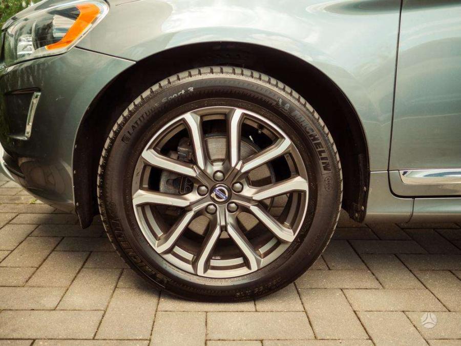 Pelēks Volvo XC60 2018 Kauņa, ar dzinēja tilpumu 1.97 L un nobraukumu 115 tūkst. km par 13500 €, foto 22 vietnē AUTOMOTO.COM.LV