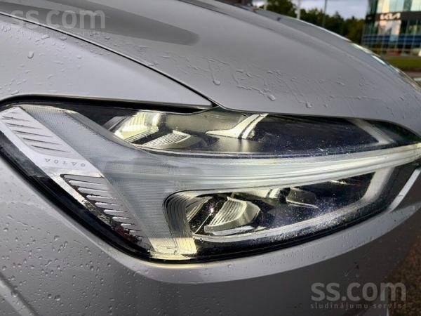 Pelēks Volvo XC60 2018 Valmiera, ar dzinēja tilpumu 2.00 L un nobraukumu 214 tūkst. km par 18300 €, foto 5 vietnē AUTOMOTO.COM.LV