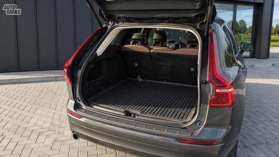 Pelēks Volvo XC60 2018 Kauņa, ar dzinēja tilpumu 2.00 L un nobraukumu 132 tūkst. km par 19900 €, foto 6 vietnē AUTOMOTO.COM.LV