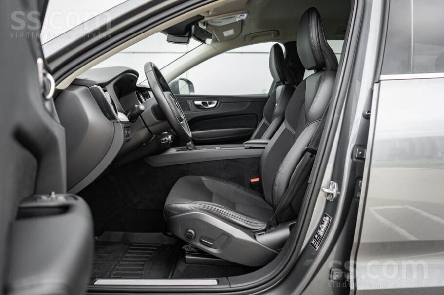 Pelēks Volvo XC60 2018 Rīga, ar dzinēja tilpumu 2.00 L un nobraukumu 176 tūkst. km par 19500 €, foto 11 vietnē AUTOMOTO.COM.LV