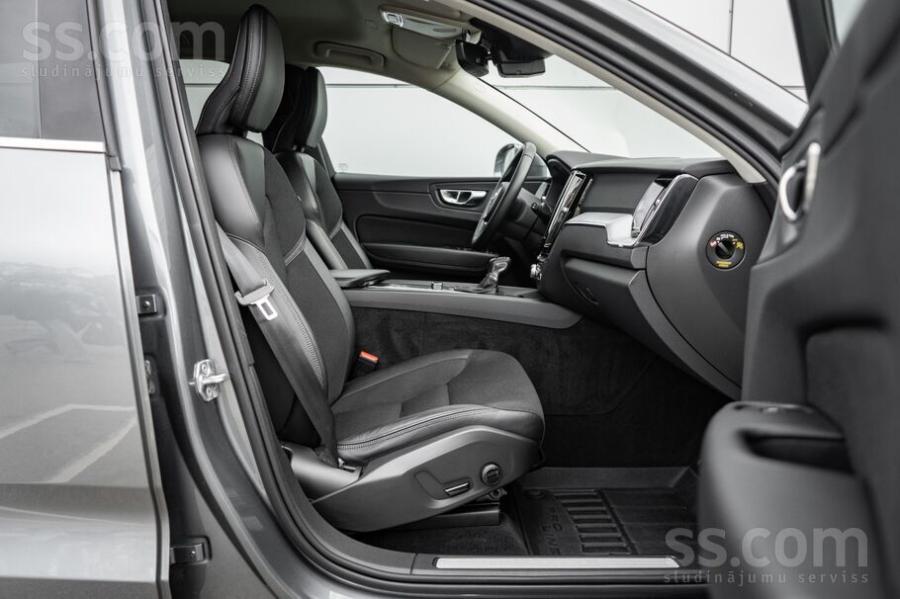 Pelēks Volvo XC60 2018 Rīga, ar dzinēja tilpumu 2.00 L un nobraukumu 176 tūkst. km par 19500 €, foto 12 vietnē AUTOMOTO.COM.LV