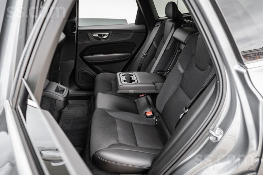 Pelēks Volvo XC60 2018 Rīga, ar dzinēja tilpumu 2.00 L un nobraukumu 176 tūkst. km par 19500 €, foto 13 vietnē AUTOMOTO.COM.LV
