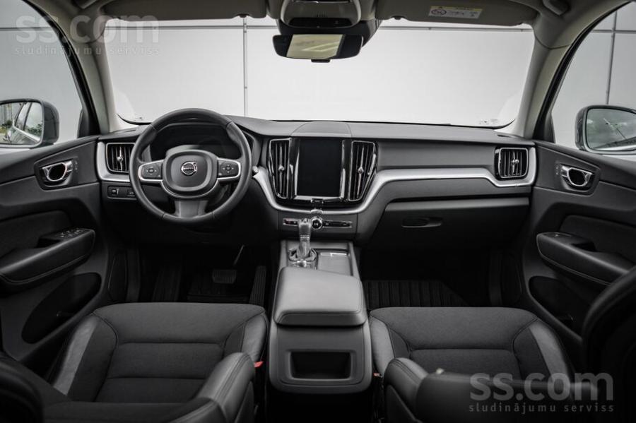 Pelēks Volvo XC60 2018 Rīga, ar dzinēja tilpumu 2.00 L un nobraukumu 176 tūkst. km par 19500 €, foto 16 vietnē AUTOMOTO.COM.LV