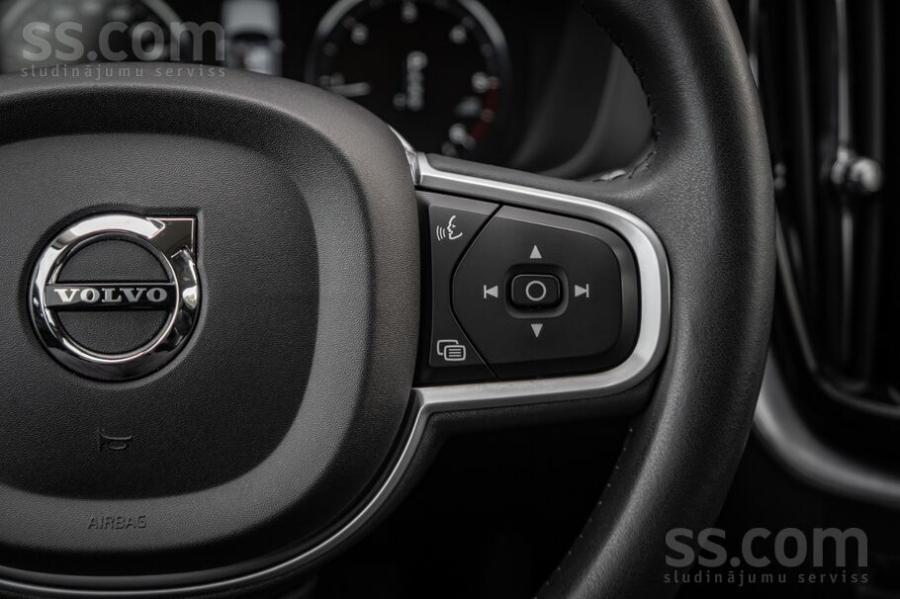 Pelēks Volvo XC60 2018 Rīga, ar dzinēja tilpumu 2.00 L un nobraukumu 176 tūkst. km par 19500 €, foto 20 vietnē AUTOMOTO.COM.LV