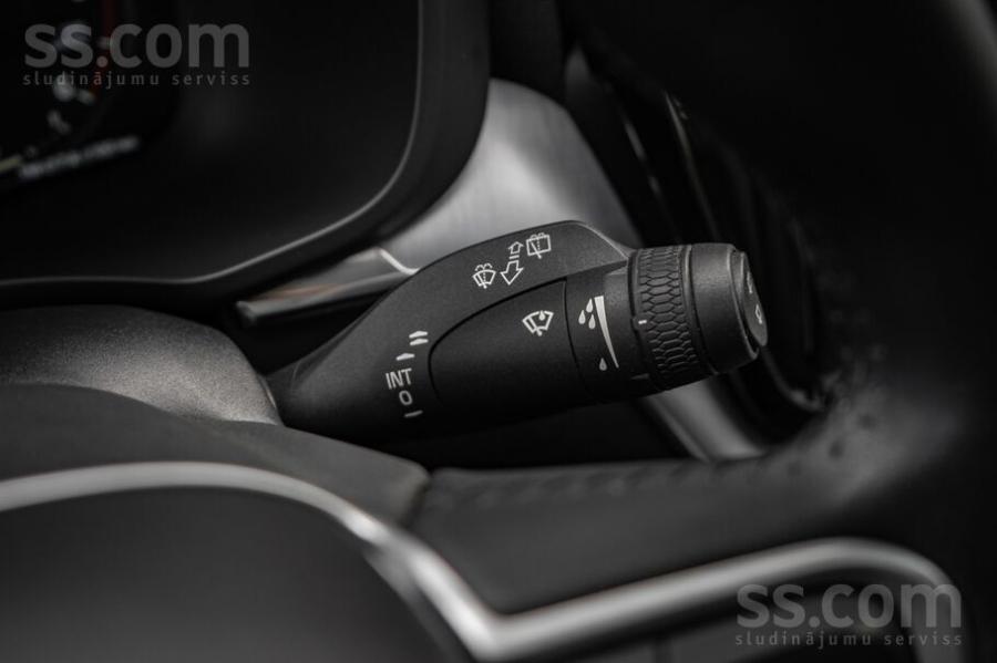 Pelēks Volvo XC60 2018 Rīga, ar dzinēja tilpumu 2.00 L un nobraukumu 176 tūkst. km par 19500 €, foto 21 vietnē AUTOMOTO.COM.LV