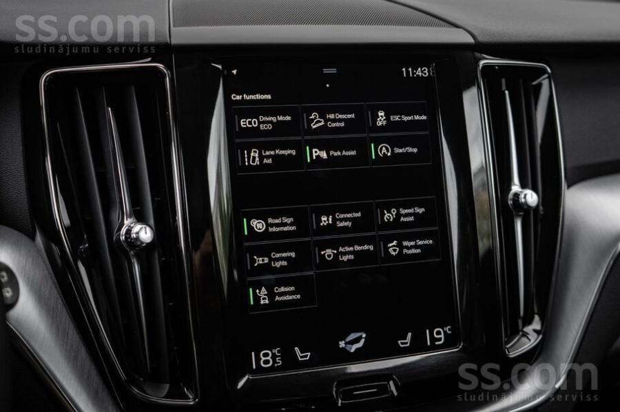 Pelēks Volvo XC60 2018 Rīga, ar dzinēja tilpumu 2.00 L un nobraukumu 176 tūkst. km par 19500 €, foto 26 vietnē AUTOMOTO.COM.LV