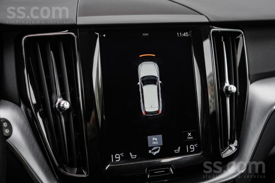 Pelēks Volvo XC60 2018 Rīga, ar dzinēja tilpumu 2.00 L un nobraukumu 176 tūkst. km par 19500 €, foto 28 vietnē AUTOMOTO.COM.LV