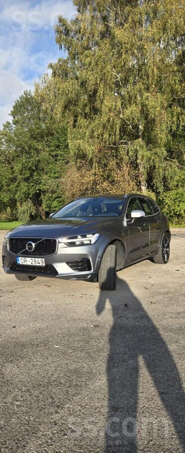 Grey Volvo XC60 2018 in Aizkraukle, with an engine capacity of 2.00 L and mileage of 148 thousand km for 20500 €, photo 8 on AUTOMOTO.COM.LV