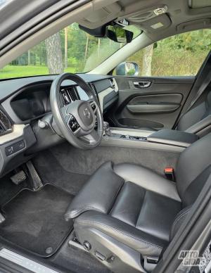 Pelēks Volvo XC60 2018 Klaipėda, ar dzinēja tilpumu 2.00 L un nobraukumu 59 tūkst. km par 24600 €, foto 9 vietnē AUTOMOTO.COM.LV