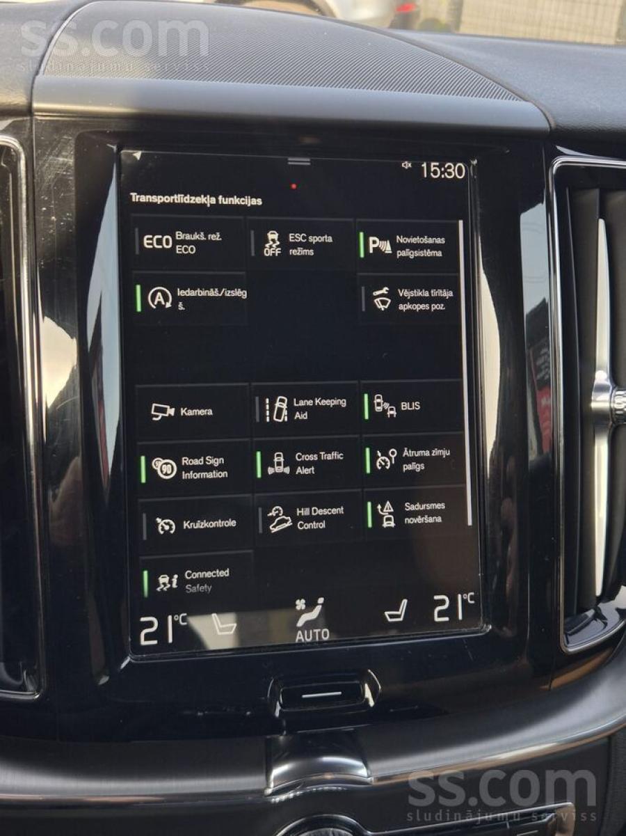 Pelēks Volvo XC60 2018 Rīga, ar dzinēja tilpumu 2.00 L un nobraukumu 261 tūkst. km par 18490 €, foto 17 vietnē AUTOMOTO.COM.LV