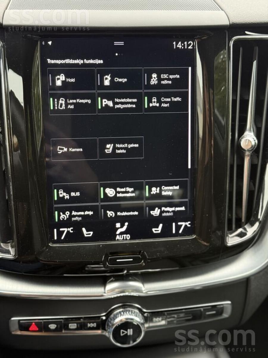 Pelēks Volvo XC60 2018 Rīga, ar dzinēja tilpumu 2.00 L un nobraukumu 0 tūkst. km par 22000 €, foto 6 vietnē AUTOMOTO.COM.LV