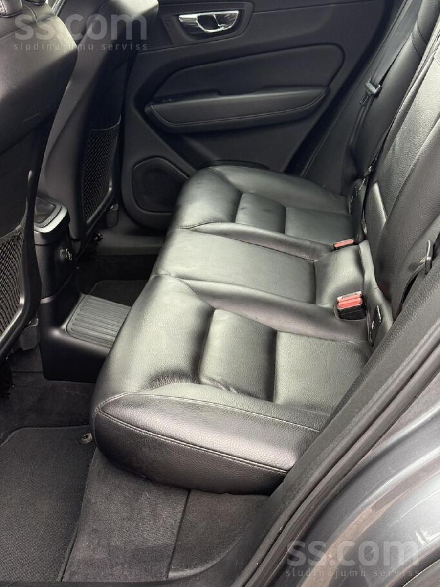 Pelēks Volvo XC60 2018 Rīga, ar dzinēja tilpumu 2.00 L un nobraukumu 0 tūkst. km par 22000 €, foto 15 vietnē AUTOMOTO.COM.LV