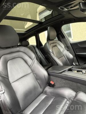 Pelēks Volvo XC60 2018 Rīga, ar dzinēja tilpumu 2.00 L un nobraukumu 0 tūkst. km par 22000 €, foto 16 vietnē AUTOMOTO.COM.LV