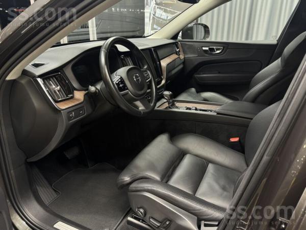 Pelēks Volvo XC60 2019 Rīga, ar dzinēja tilpumu 2.00 L un nobraukumu 164 tūkst. km par 22990 €, foto 9 vietnē AUTOMOTO.COM.LV