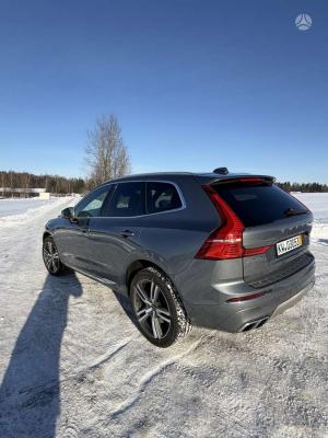 Grey Volvo XC60 2019 in Vilnius, with an engine capacity of 1.97 L and mileage of 269 thousand km for 24500 €, photo 7 on AUTOMOTO.COM.LV