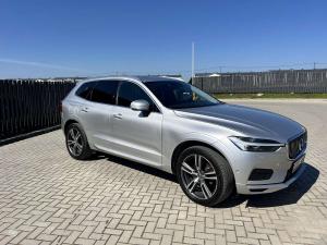 Pelēks Volvo XC60 2019 Viļņa, ar dzinēja tilpumu 1.97 L un nobraukumu 121 tūkst. km par 22990 €, foto  vietnē AUTOMOTO.COM.LV