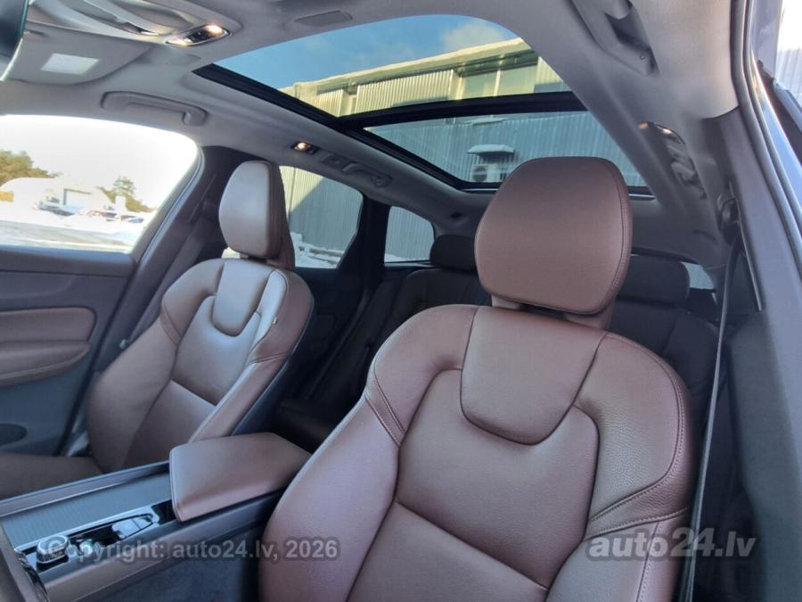 Pelēks Volvo XC60 2019 Tallina, ar dzinēja tilpumu 2.00 L un nobraukumu 188 tūkst. km par 23890 €, foto 12 vietnē AUTOMOTO.COM.LV