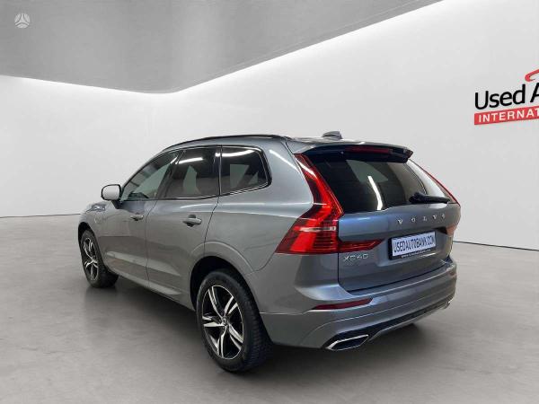 Pelēks Volvo XC60 2019 Marijampole, ar dzinēja tilpumu 1.97 L un nobraukumu 178 tūkst. km par 26015 €, foto 4 vietnē AUTOMOTO.COM.LV
