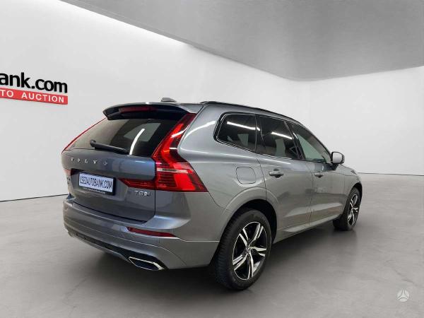 Pelēks Volvo XC60 2019 Marijampole, ar dzinēja tilpumu 1.97 L un nobraukumu 178 tūkst. km par 26015 €, foto 6 vietnē AUTOMOTO.COM.LV