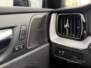 Серый Вольво ХС60 2019 в Таллин, объемом двигателя 2.00 л и пробегом 153 тыс. км за 27999 €, фото 16 на AUTOMOTO.COM.LV
