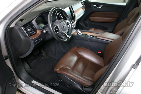 Pelēks Volvo XC60 2019 Tallina, ar dzinēja tilpumu 2.00 L un nobraukumu 115 tūkst. km par 32990 €, foto 7 vietnē AUTOMOTO.COM.LV