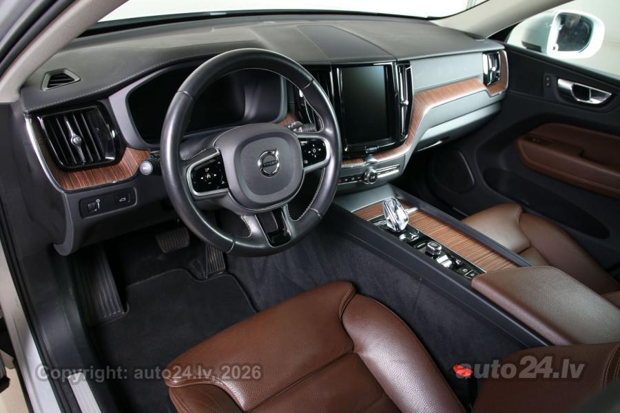 Pelēks Volvo XC60 2019 Tallina, ar dzinēja tilpumu 2.00 L un nobraukumu 115 tūkst. km par 32990 €, foto 9 vietnē AUTOMOTO.COM.LV