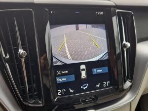 Grey Volvo XC60 2019 in Riga, with an engine capacity of 2.00 L and mileage of 85 thousand km for 27000 €, photo 16 on AUTOMOTO.COM.LV