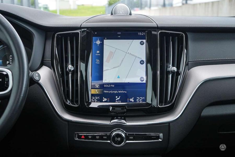 Grey Volvo XC60 2019 in Kaunas, with an engine capacity of 1.97 L and mileage of 201 thousand km for 24950 €, photo 24 on AUTOMOTO.COM.LV