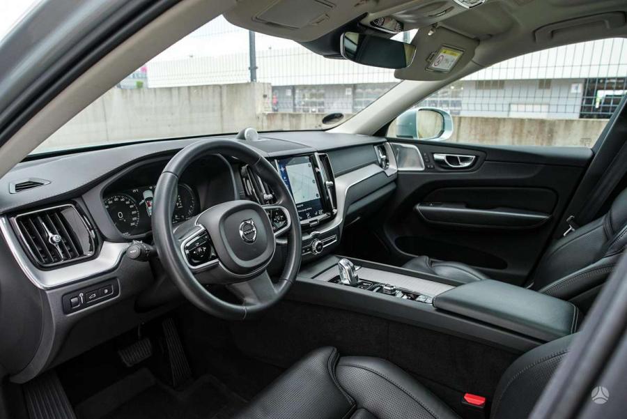 Grey Volvo XC60 2019 in Kaunas, with an engine capacity of 1.97 L and mileage of 201 thousand km for 24950 €, photo 29 on AUTOMOTO.COM.LV