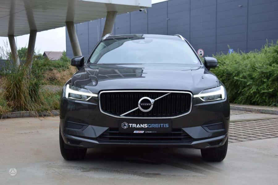 Grey Volvo XC60 2019 in Vilnius, with an engine capacity of 1.97 L and mileage of 250 thousand km for 19500 €, photo 3 on AUTOMOTO.COM.LV