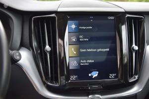 Grey Volvo XC60 2019 in Vilnius, with an engine capacity of 1.97 L and mileage of 250 thousand km for 19500 €, photo 35 on AUTOMOTO.COM.LV