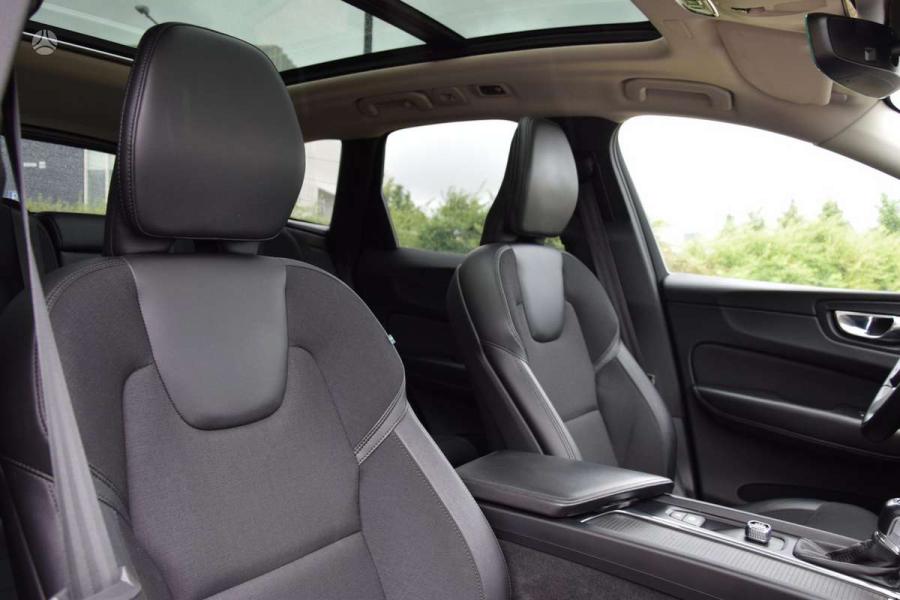 Grey Volvo XC60 2019 in Vilnius, with an engine capacity of 1.97 L and mileage of 250 thousand km for 19500 €, photo 46 on AUTOMOTO.COM.LV